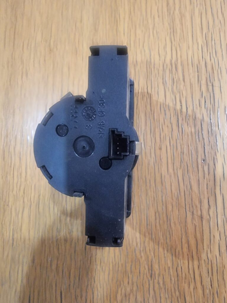 Mercedes Benz-W204, Headlight Switch, A2045453004, Q1 090803 | MVC ...